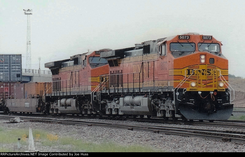 BNSF 5073 East